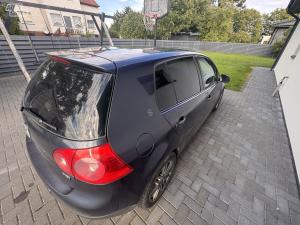 Volkswagen Golf 2005 Kauņa, ar dzinēja tilpumu 1.90 L un nobraukumu 300 tūkst. km par 1590 €, foto 4 vietnē AUTOMOTO.COM.LV