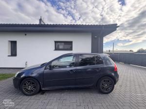Volkswagen Golf 2005 Kauņa, ar dzinēja tilpumu 1.90 L un nobraukumu 300 tūkst. km par 1590 €, foto 7 vietnē AUTOMOTO.COM.LV