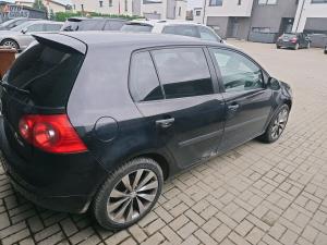 Volkswagen Golf 2005 in Kaunas, with an engine capacity of 1.90 L and mileage of 360 thousand km for 600 €, photo 4 on AUTOMOTO.COM.LV