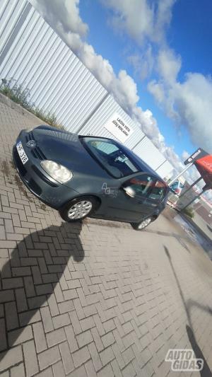 Volkswagen Golf 2005 Joniškis, ar dzinēja tilpumu 1.90 L un nobraukumu 500 tūkst. km par 600 €, foto 6 vietnē AUTOMOTO.COM.LV