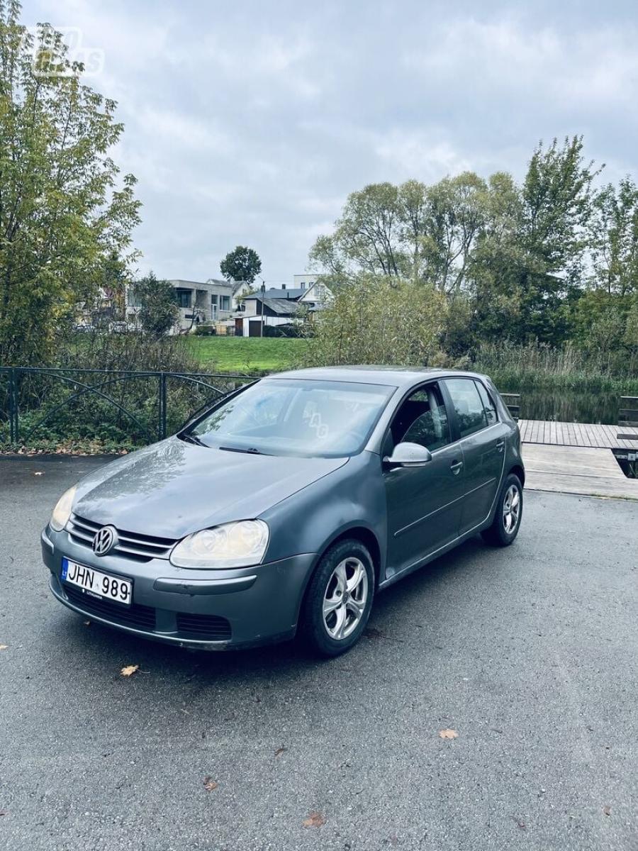 Volkswagen Golf 2005 in Panevezys, with an engine capacity of 1.90 L and mileage of 442 thousand km for 1000 €, photo 7 on AUTOMOTO.COM.LV