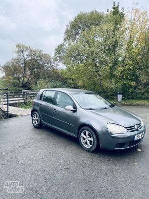 Volkswagen Golf 2005 in Panevezys, with an engine capacity of 1.90 L and mileage of 442 thousand km for 1000 €, photo 8 on AUTOMOTO.COM.LV