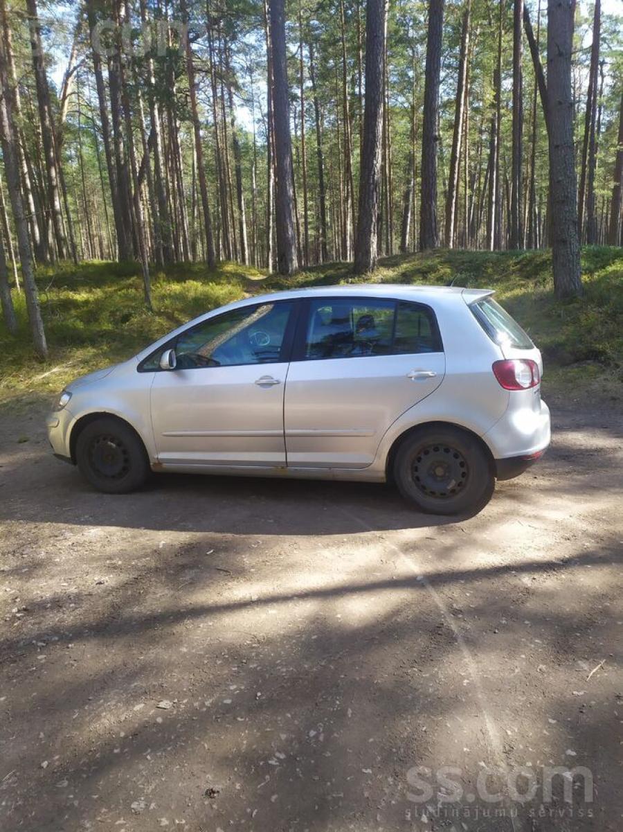 Volkswagen Golf 2006 in Riga, with an engine capacity of 1.60 L and mileage of 240 thousand km for 2400 €, photo 1 on AUTOMOTO.COM.LV