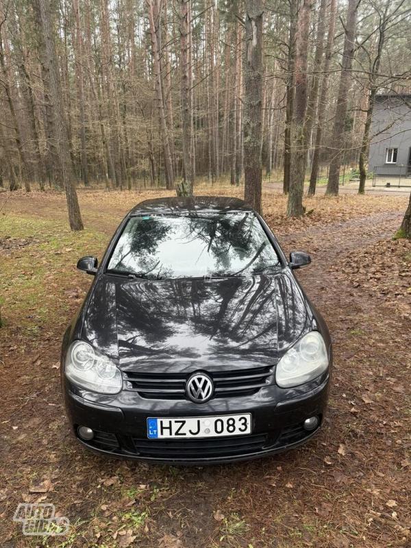 Volkswagen Golf 2006 Viļņa, ar dzinēja tilpumu 1.90 L un nobraukumu 390 tūkst. km par 1300 €, foto 2 vietnē AUTOMOTO.COM.LV