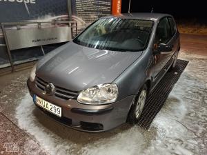 Volkswagen Golf 2006 Ukmergė, ar dzinēja tilpumu 1.90 L un nobraukumu 411 tūkst. km par 1350 €, foto  vietnē AUTOMOTO.COM.LV
