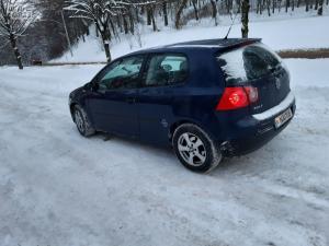 Volkswagen Golf 2006 Viļņa, ar dzinēja tilpumu 1.90 L un nobraukumu 3245 tūkst. km par 1350 €, foto 12 vietnē AUTOMOTO.COM.LV