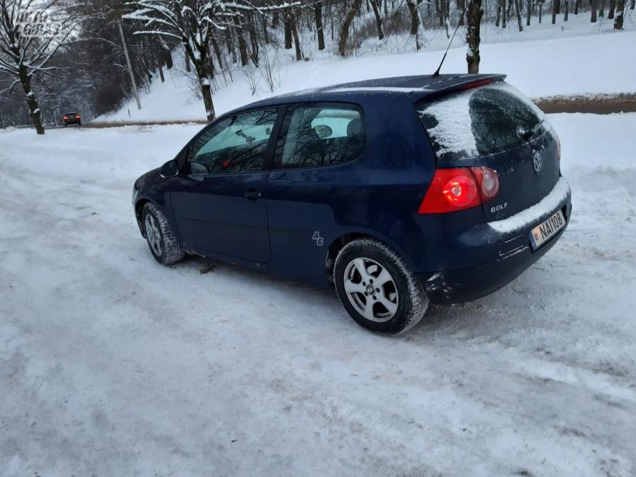 Volkswagen Golf 2006 Viļņa, ar dzinēja tilpumu 1.90 L un nobraukumu 3245 tūkst. km par 1350 €, foto 12 vietnē AUTOMOTO.COM.LV