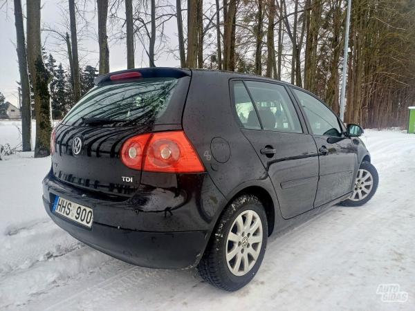 Volkswagen Golf 2006 Kauņa, ar dzinēja tilpumu 1.90 L un nobraukumu 303 tūkst. km par 2350 €, foto 8 vietnē AUTOMOTO.COM.LV