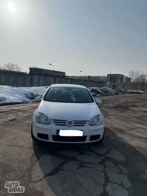 Volkswagen Golf 2006 Panevēža, ar dzinēja tilpumu 1.90 L un nobraukumu 198 tūkst. km par 1950 €, foto 3 vietnē AUTOMOTO.COM.LV