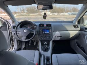 Volkswagen Golf 2006 Panevēža, ar dzinēja tilpumu 1.90 L un nobraukumu 198 tūkst. km par 1950 €, foto 10 vietnē AUTOMOTO.COM.LV