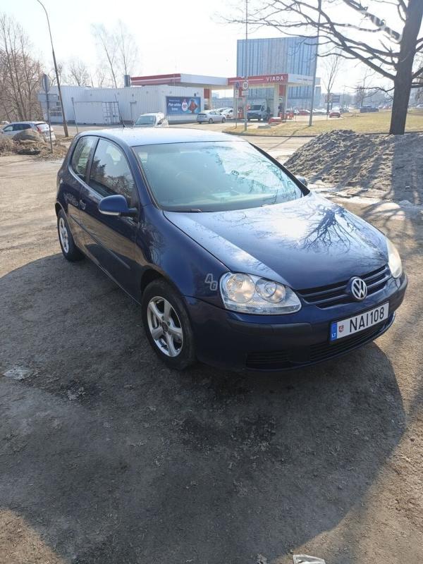 Volkswagen Golf 2006 Viļņa, ar dzinēja tilpumu 1.90 L un nobraukumu 343 tūkst. km par 950 €, foto 2 vietnē AUTOMOTO.COM.LV