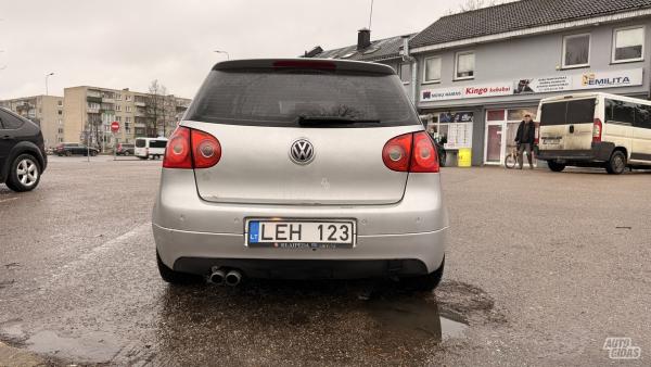 Volkswagen Golf 2006 in Klaipeda, with an engine capacity of 2.00 L and mileage of 330 thousand km for 1800 €, photo 3 on AUTOMOTO.COM.LV