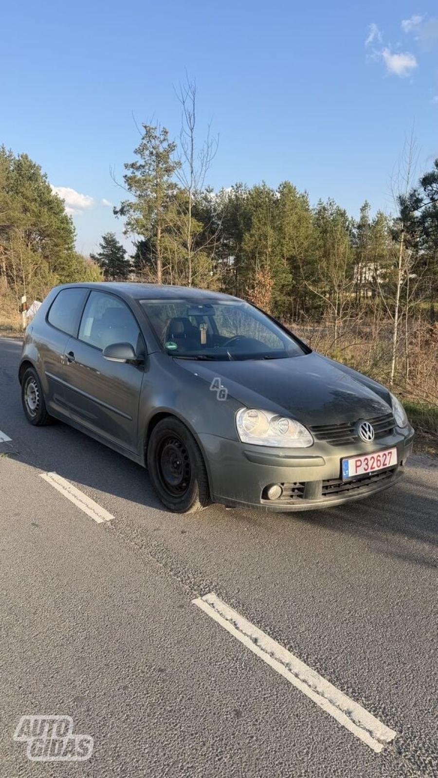 Volkswagen Golf 2006 in Vilnius, with an engine capacity of 2.00 L and mileage of 300 thousand km for 450 €, photo 1 on AUTOMOTO.COM.LV
