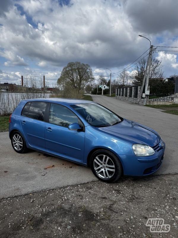Volkswagen Golf 2006 in Siauliai, with an engine capacity of 2.00 L and mileage of 300 thousand km for 1750 €, photo 1 on AUTOMOTO.COM.LV