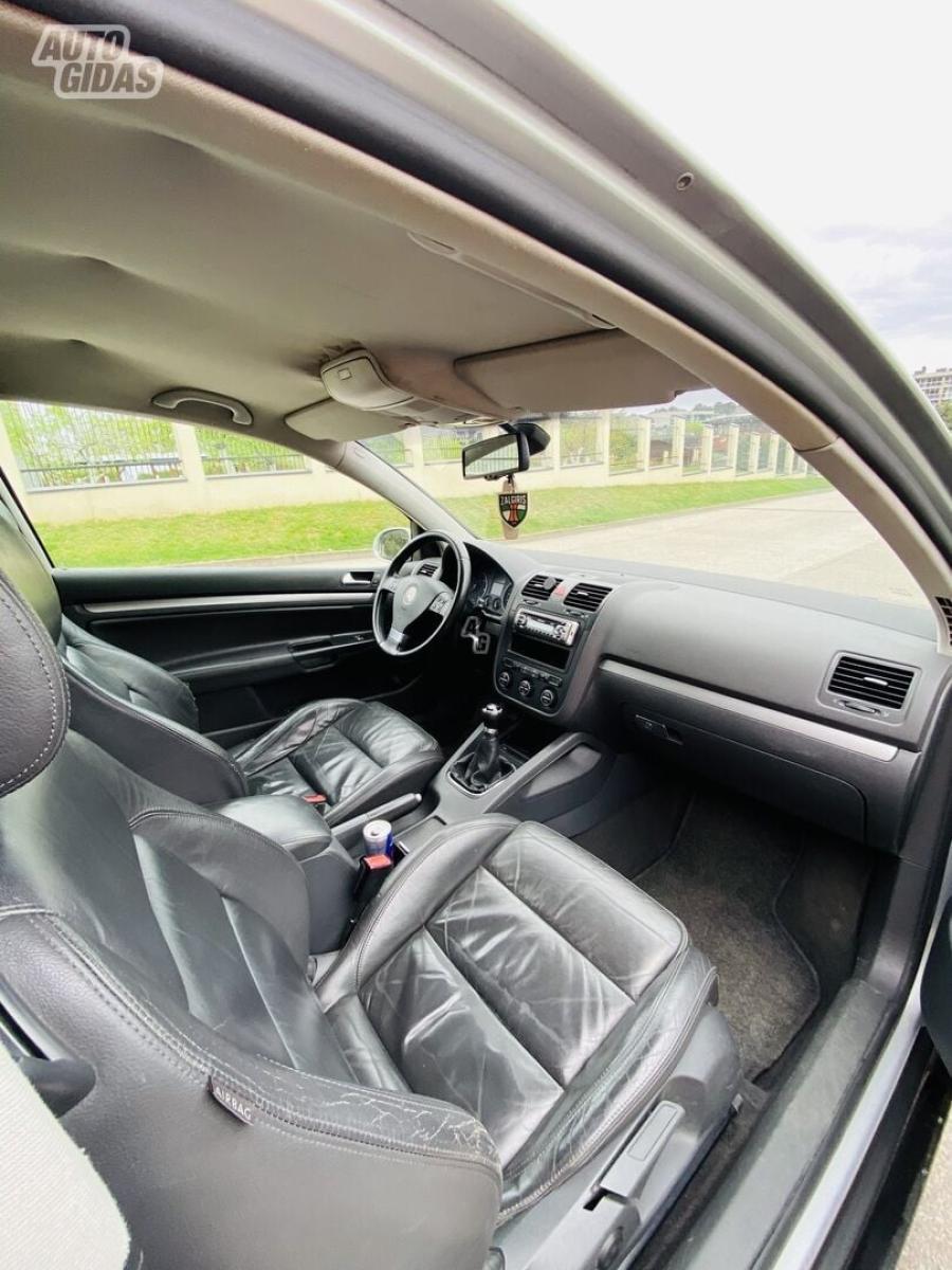 Volkswagen Golf 2006 Kauņa, ar dzinēja tilpumu 2.00 L un nobraukumu 420 tūkst. km par 1550 €, foto 9 vietnē AUTOMOTO.COM.LV