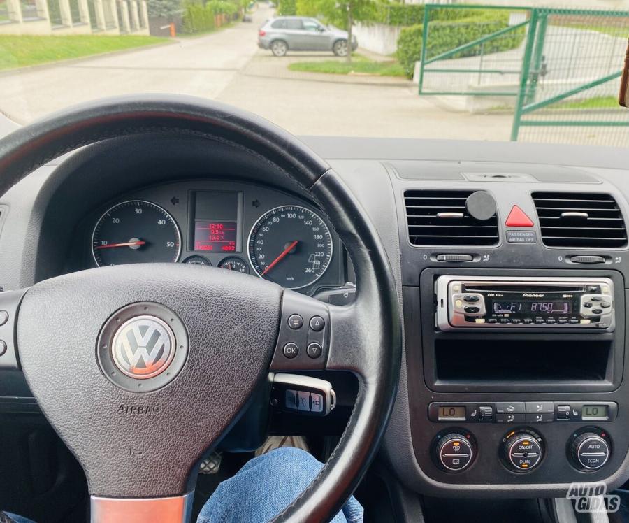 Volkswagen Golf 2006 Kauņa, ar dzinēja tilpumu 2.00 L un nobraukumu 420 tūkst. km par 1550 €, foto 10 vietnē AUTOMOTO.COM.LV