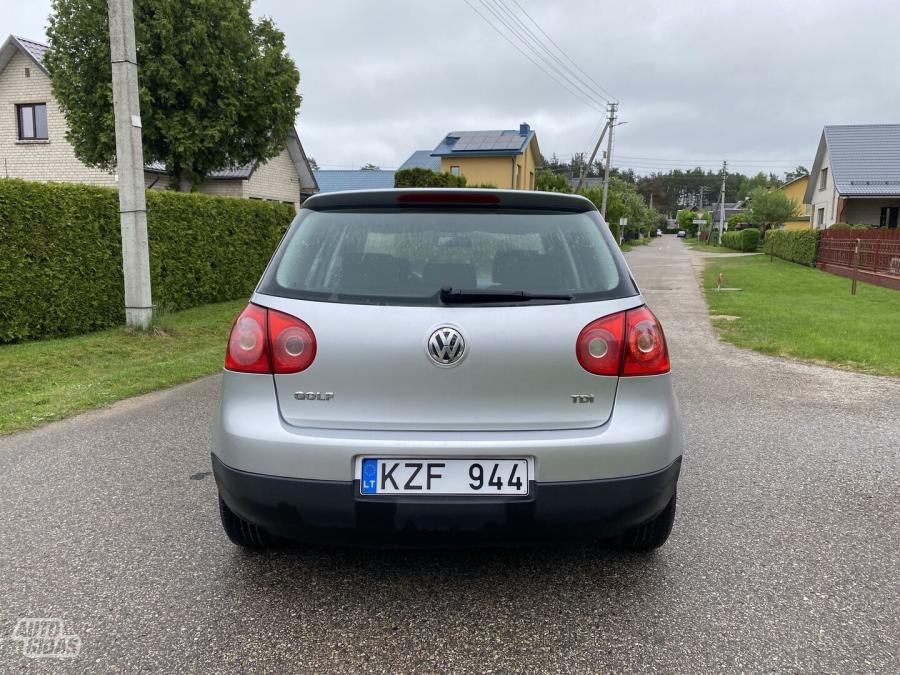 Volkswagen Golf 2006 in Ignalina, with an engine capacity of 1.90 L and mileage of 340 thousand km for 1850 €, photo 6 on AUTOMOTO.COM.LV