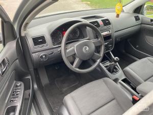 Volkswagen Golf 2006 in Ignalina, with an engine capacity of 1.90 L and mileage of 340 thousand km for 1850 €, photo 8 on AUTOMOTO.COM.LV