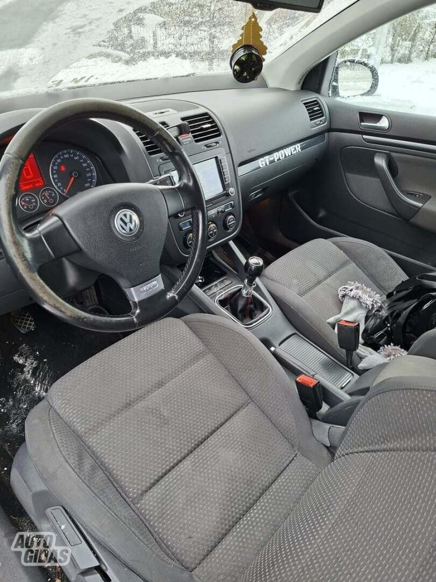 Volkswagen Golf 2006 in Kaisiadorys, with an engine capacity of 2.00 L and mileage of 320 thousand km for 2300 €, photo 8 on AUTOMOTO.COM.LV