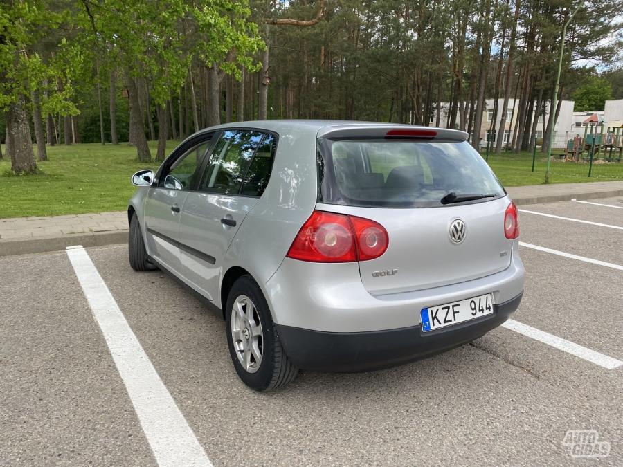 Volkswagen Golf 2006 in Ignalina, with an engine capacity of 1.90 L and mileage of 340 thousand km for 1750 €, photo 7 on AUTOMOTO.COM.LV