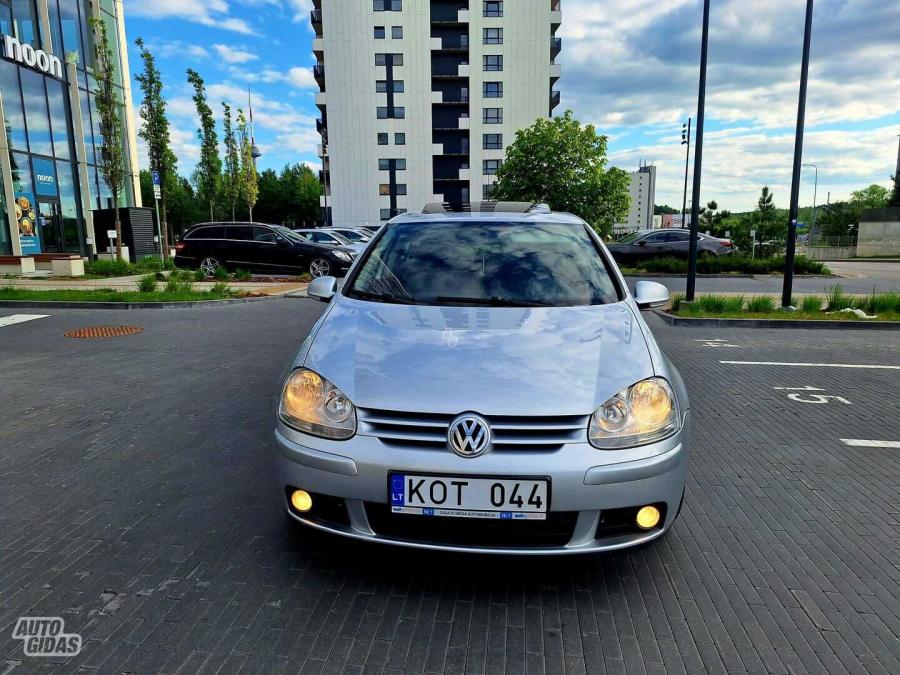 Volkswagen Golf 2006 Viļņa, ar dzinēja tilpumu 2.00 L un nobraukumu 310 tūkst. km par 1900 €, foto 3 vietnē AUTOMOTO.COM.LV