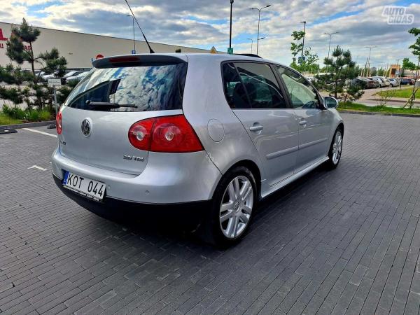 Volkswagen Golf 2006 in Vilnius, with an engine capacity of 2.00 L and mileage of 310 thousand km for 1900 €, photo 5 on AUTOMOTO.COM.LV