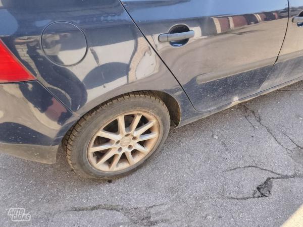 Фольксваген Гольф 2006 в Каунас, объемом двигателя 1.90 л и пробегом 247 тыс. км за 550 €, фото 10 на AUTOMOTO.COM.LV