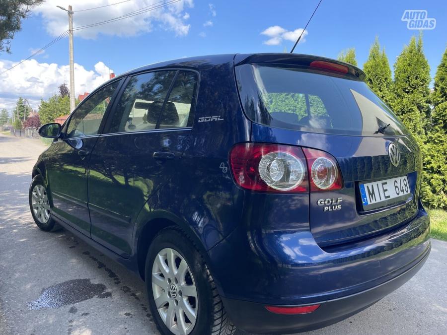 Volkswagen Golf 2006 Kauņa, ar dzinēja tilpumu 1.90 L un nobraukumu 301 tūkst. km par 1750 €, foto 9 vietnē AUTOMOTO.COM.LV