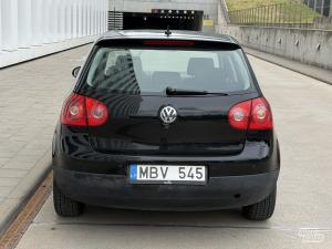 Volkswagen Golf 2006 Viļņa, ar dzinēja tilpumu 1.90 L un nobraukumu 340 tūkst. km par 1700 €, foto 8 vietnē AUTOMOTO.COM.LV