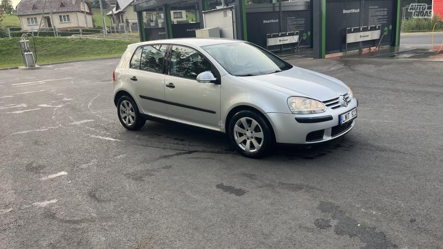 Volkswagen Golf 2006 in Vilnius, with an engine capacity of 1.90 L and mileage of 264 thousand km for 2000 €, photo 4 on AUTOMOTO.COM.LV