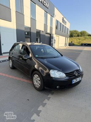 Volkswagen Golf 2006 Viļņa, ar dzinēja tilpumu 1.90 L un nobraukumu 389 tūkst. km par 1300 €, foto  vietnē AUTOMOTO.COM.LV