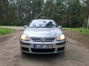 Volkswagen Golf 2006 in Kaunas, with an engine capacity of 1.90 L and mileage of 313 thousand km for 1900 €, photo 4 on AUTOMOTO.COM.LV