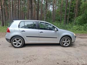 Volkswagen Golf 2006 in Kaunas, with an engine capacity of 1.90 L and mileage of 313 thousand km for 1900 €, photo 6 on AUTOMOTO.COM.LV