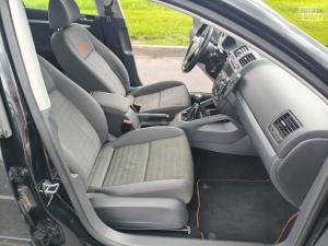 Volkswagen Golf 2006 Kauņa, ar dzinēja tilpumu 1.90 L un nobraukumu 215 tūkst. km par 2700 €, foto 12 vietnē AUTOMOTO.COM.LV