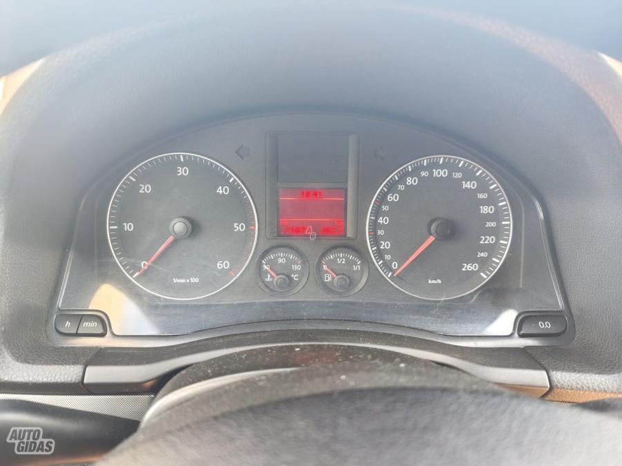 Volkswagen Golf 2006 in Jonava, with an engine capacity of 2.00 L and mileage of 371 thousand km for 999 €, photo 10 on AUTOMOTO.COM.LV