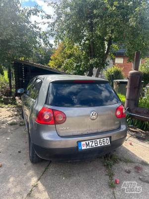 Volkswagen Golf 2006 Jonava, ar dzinēja tilpumu 1.90 L un nobraukumu 352 tūkst. km par 450 €, foto 4 vietnē AUTOMOTO.COM.LV