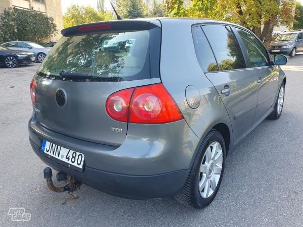 Volkswagen Golf 2006 Kauņa, ar dzinēja tilpumu 1.90 L un nobraukumu 310 tūkst. km par 950 €, foto 5 vietnē AUTOMOTO.COM.LV
