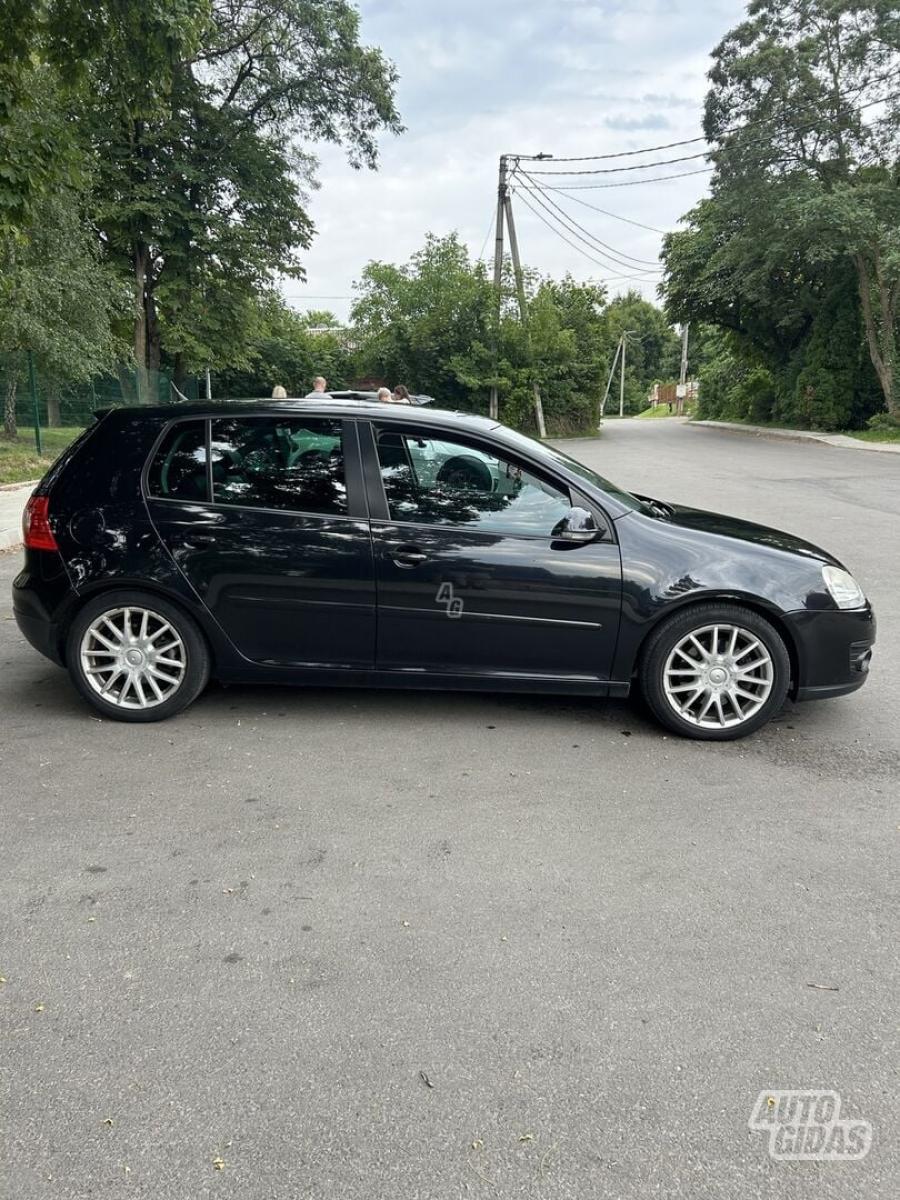 Volkswagen Golf 2006 in Vilnius, with an engine capacity of 2.00 L and mileage of 241 thousand km for 2550 €, photo 4 on AUTOMOTO.COM.LV