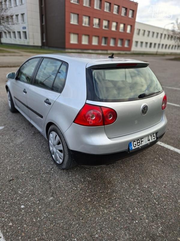 Volkswagen Golf 2007 in Klaipeda, with an engine capacity of 1.90 L and mileage of 255 thousand km for 900 €, photo 3 on AUTOMOTO.COM.LV