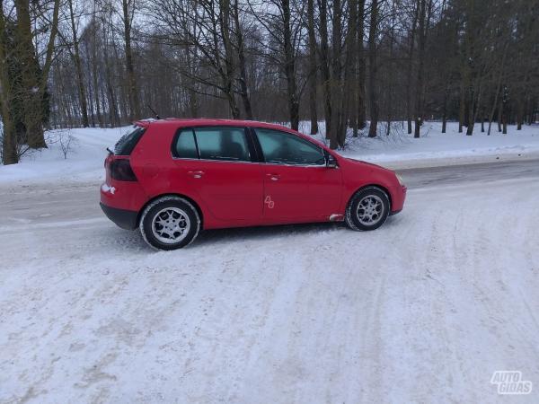 Volkswagen Golf 2007 Viļņa, ar dzinēja tilpumu 1.90 L un nobraukumu 258 tūkst. km par 1250 €, foto 1 vietnē AUTOMOTO.COM.LV