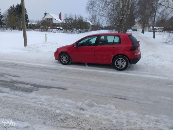 Volkswagen Golf 2007 Viļņa, ar dzinēja tilpumu 1.90 L un nobraukumu 258 tūkst. km par 1250 €, foto 5 vietnē AUTOMOTO.COM.LV