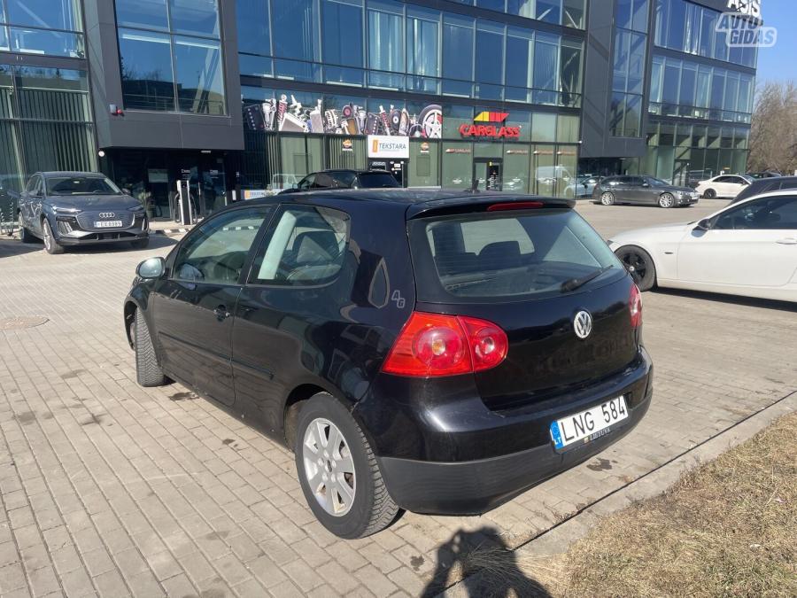 Volkswagen Golf 2007 Kauņa, ar dzinēja tilpumu 1.90 L un nobraukumu 310 tūkst. km par 1850 €, foto 4 vietnē AUTOMOTO.COM.LV