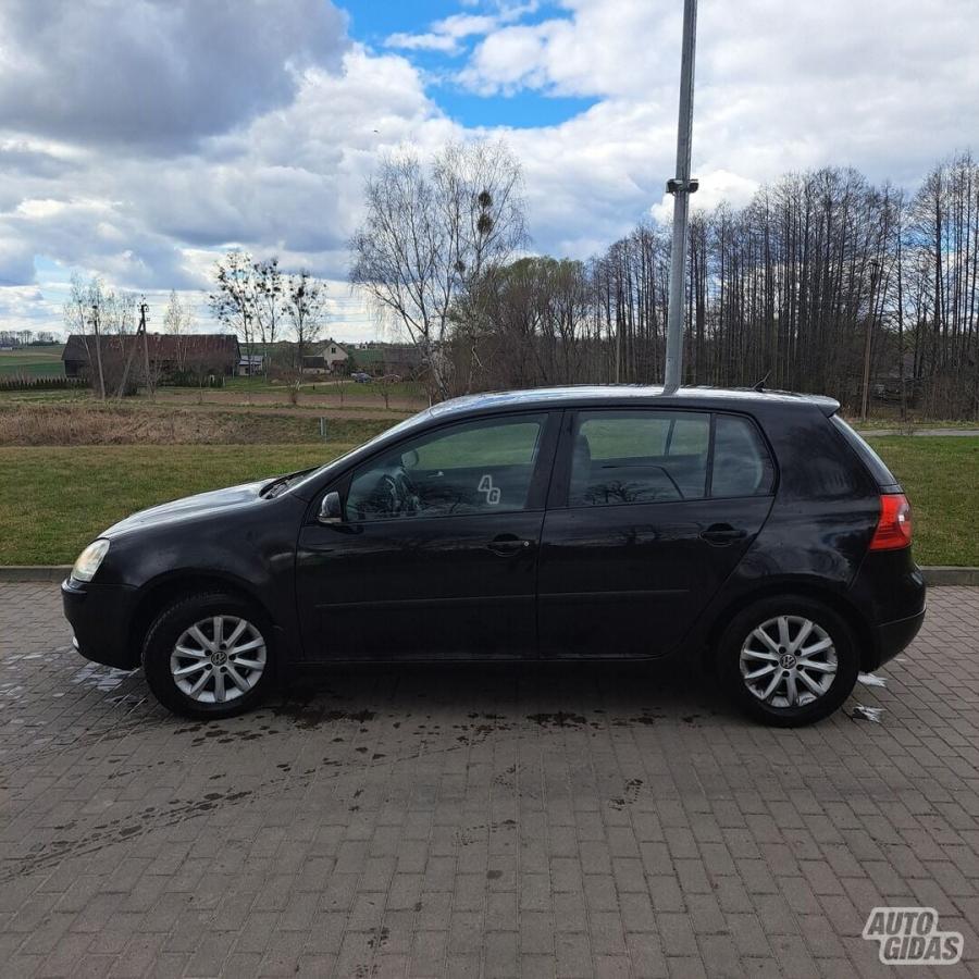 Volkswagen Golf 2007 in Alytus, with an engine capacity of 1.90 L and mileage of 326 thousand km for 999 €, photo 5 on AUTOMOTO.COM.LV