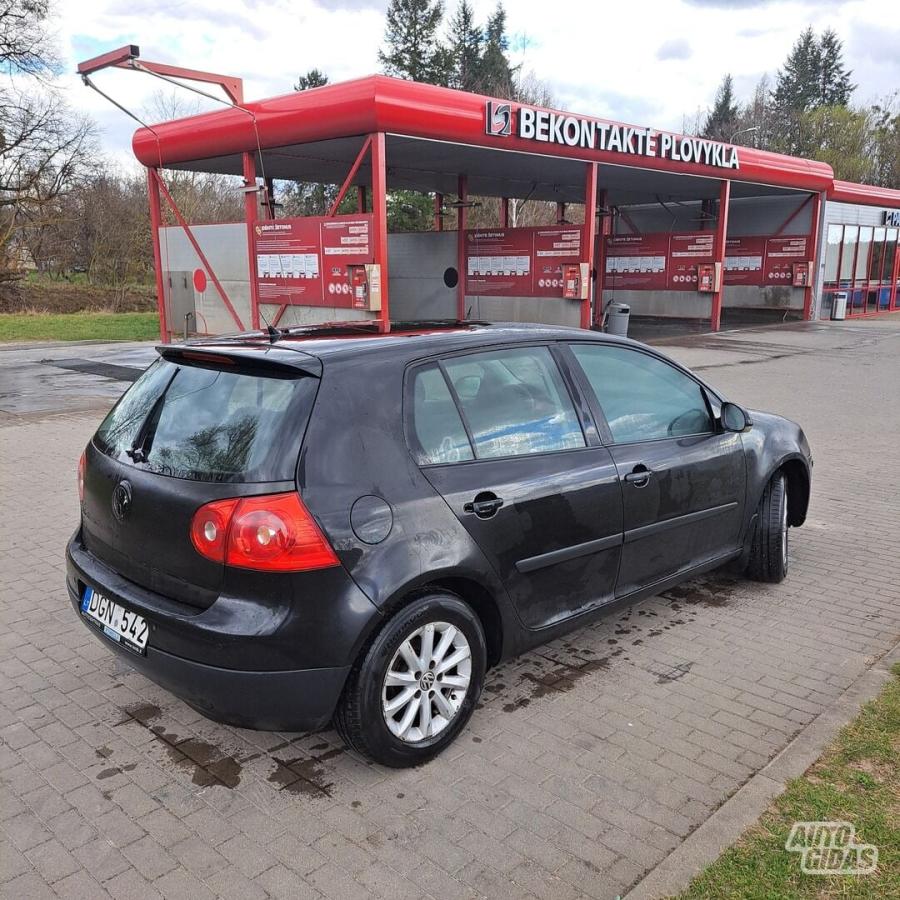 Volkswagen Golf 2007 in Alytus, with an engine capacity of 1.90 L and mileage of 326 thousand km for 999 €, photo 8 on AUTOMOTO.COM.LV