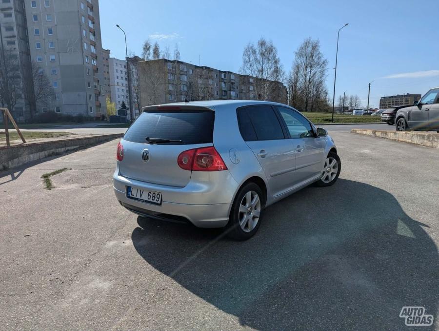 Volkswagen Golf 2007 Kauņa, ar dzinēja tilpumu 1.90 L un nobraukumu 332 tūkst. km par 1250 €, foto 4 vietnē AUTOMOTO.COM.LV