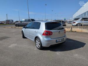 Volkswagen Golf 2007 Kauņa, ar dzinēja tilpumu 1.90 L un nobraukumu 332 tūkst. km par 1250 €, foto 5 vietnē AUTOMOTO.COM.LV