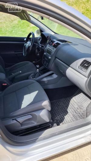 Volkswagen Golf 2007 Klaipėda, ar dzinēja tilpumu 1.90 L un nobraukumu 380 tūkst. km par 1250 €, foto 6 vietnē AUTOMOTO.COM.LV