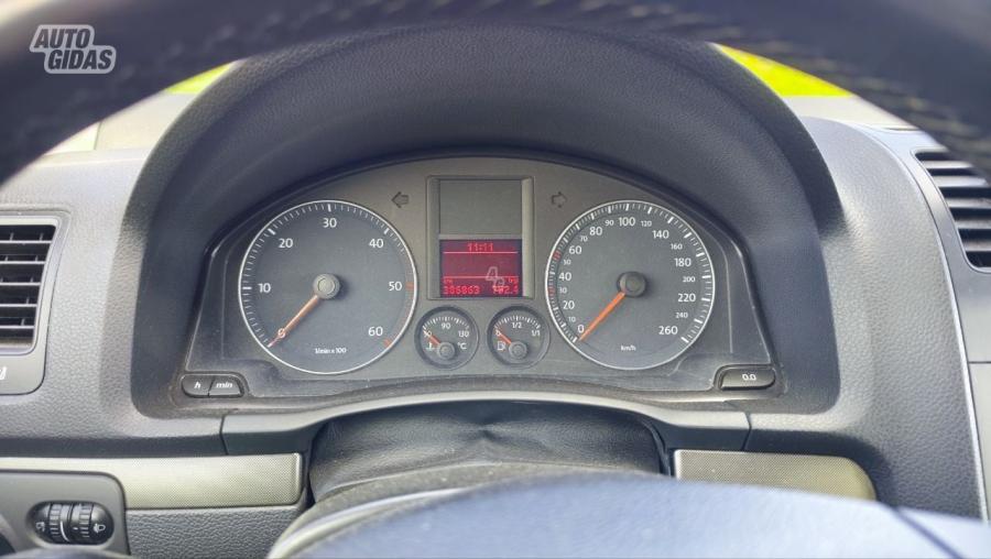 Volkswagen Golf 2007 Klaipėda, ar dzinēja tilpumu 1.90 L un nobraukumu 380 tūkst. km par 1250 €, foto 8 vietnē AUTOMOTO.COM.LV