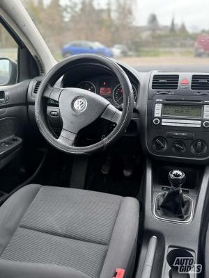 Volkswagen Golf 2007 in Silute, with an engine capacity of 1.90 L and mileage of 234 thousand km for 1600 €, photo 9 on AUTOMOTO.COM.LV