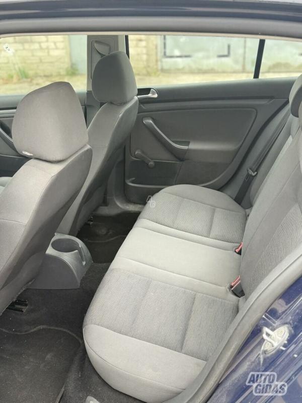 Volkswagen Golf 2007 Šilutė, ar dzinēja tilpumu 1.90 L un nobraukumu 234 tūkst. km par 1600 €, foto 9 vietnē AUTOMOTO.COM.LV